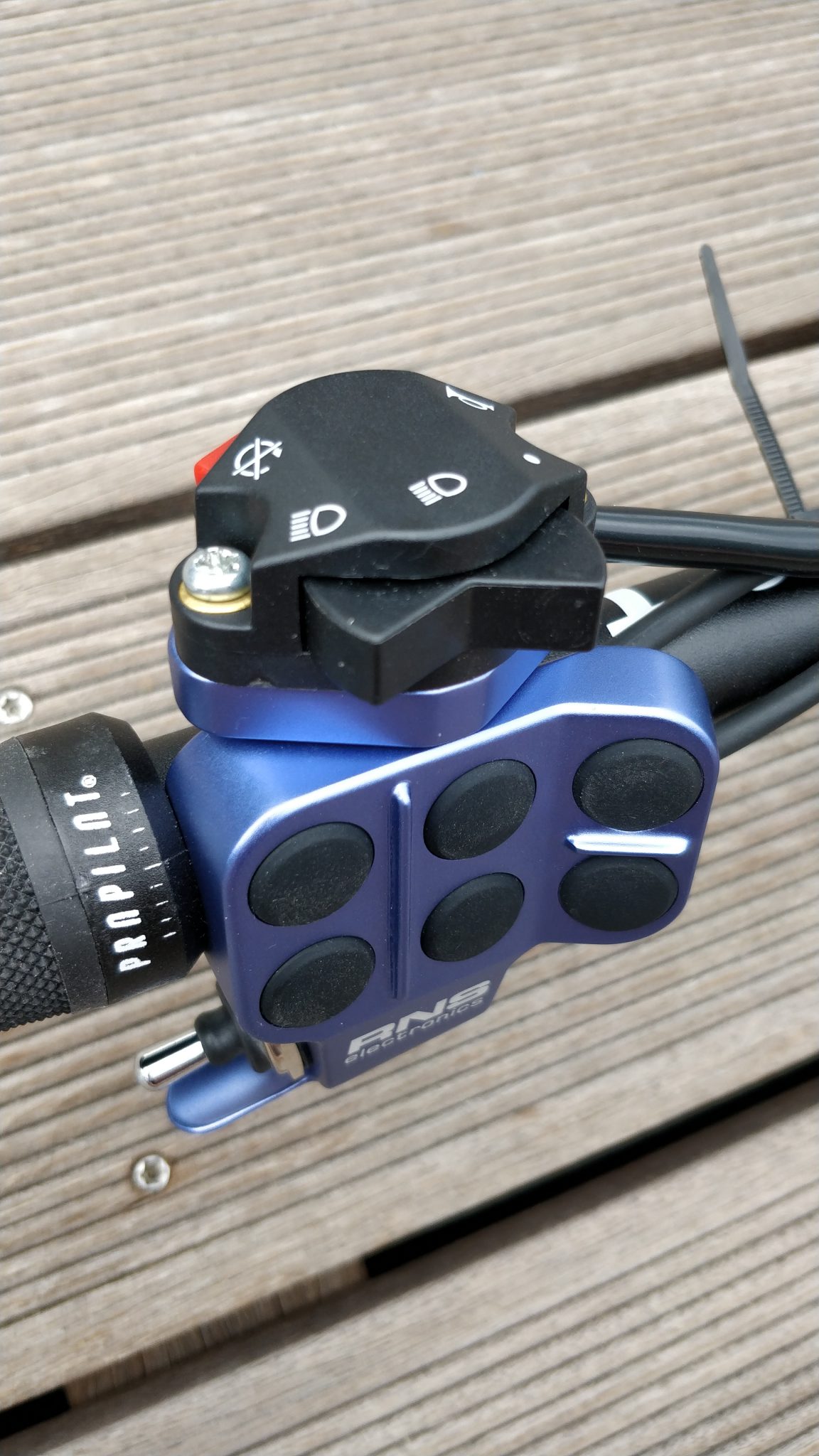 RNS MultiSwitch CEV light switch clamp - Cross-Country Adventures ...